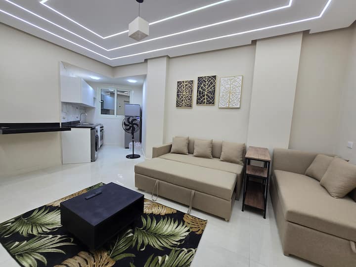 New Apt In Central Hurghada | Walk To The Beach - Hurghada