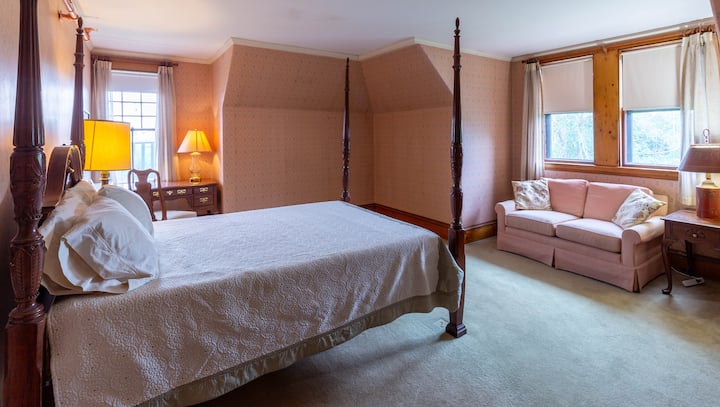 The Elms - Cottage Room - South Portland, ME
