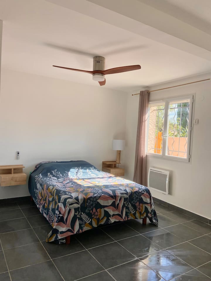 Maison Jaccuzzi Spa, Wifi, Clim - Nîmes