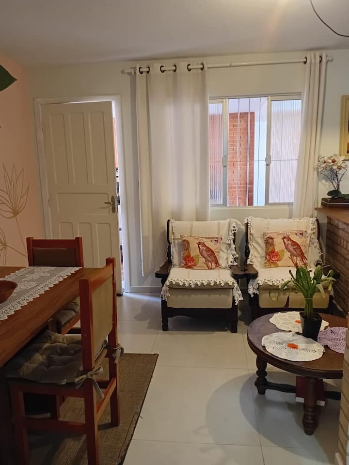 Apartamento  700 M. Da Praia - Balneário Camboriú