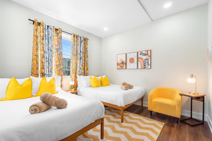 Bright Retreat W/ Backyard & Game Room - 포르 리