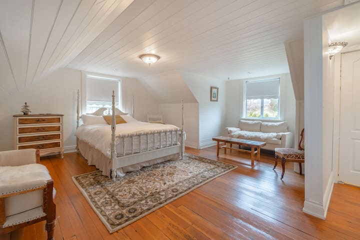 Cowichan Room - Chemainus