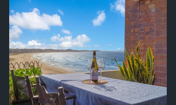 3 Bedroom With Views Over Kirra! - Coolangatta