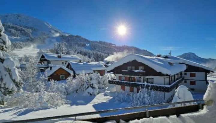 Spatz Am Joch – Zeit Für Berge - Bad Hindelang