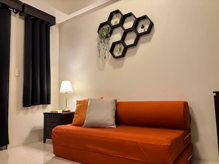 5-min Walk To Naia Terminal 3 - Pasay