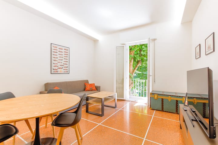 Ampio Appartamento Con Balcone | 2 Camere Da Letto - Bologna