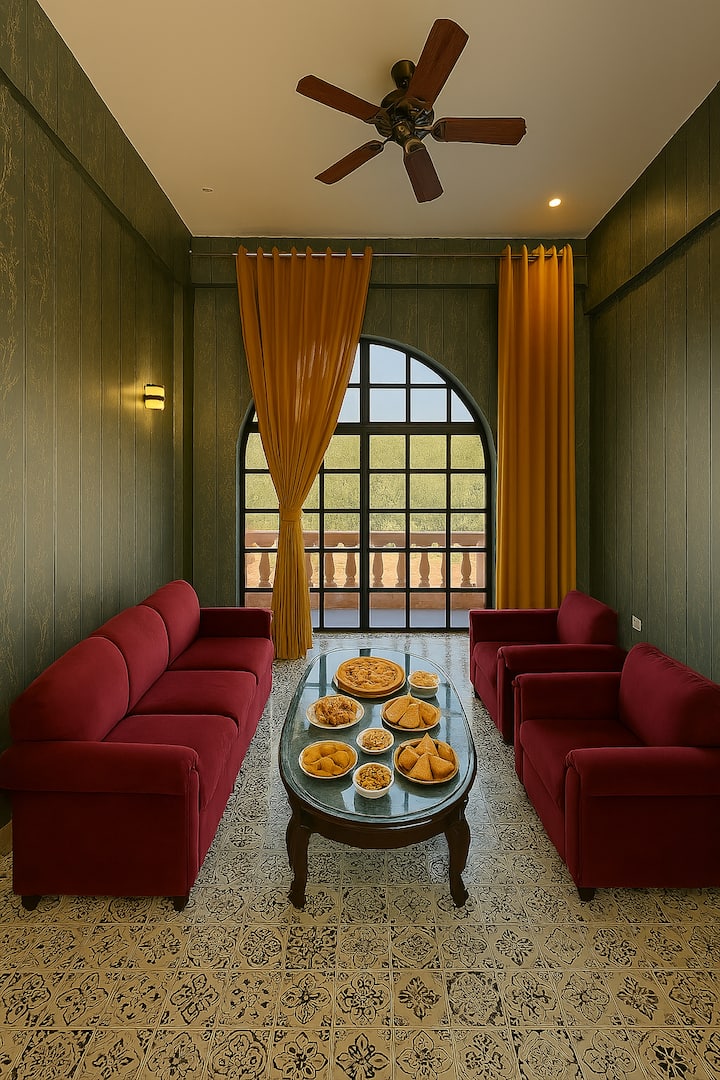 Private Couple Friendly Suite With Pool Access - Moradabad