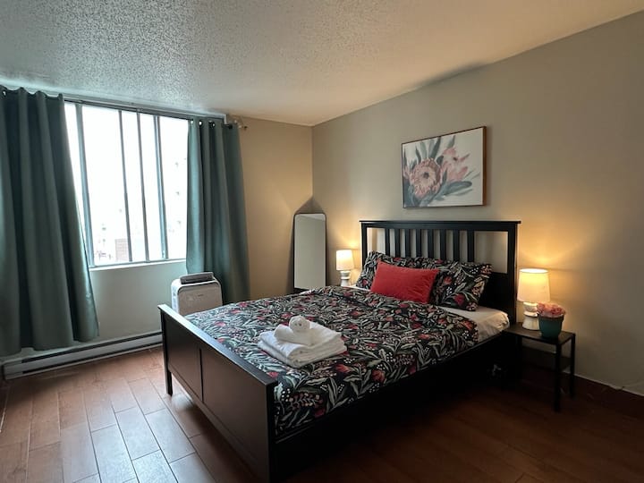 Comfortable And Cozy 1 Bedroom In Downtown Mtl - Montreal