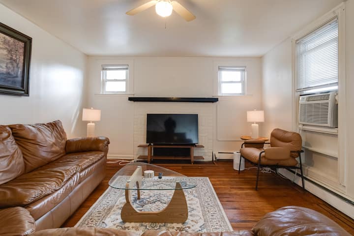 5br Home W Yard, Porch & Parking - Towson, MD