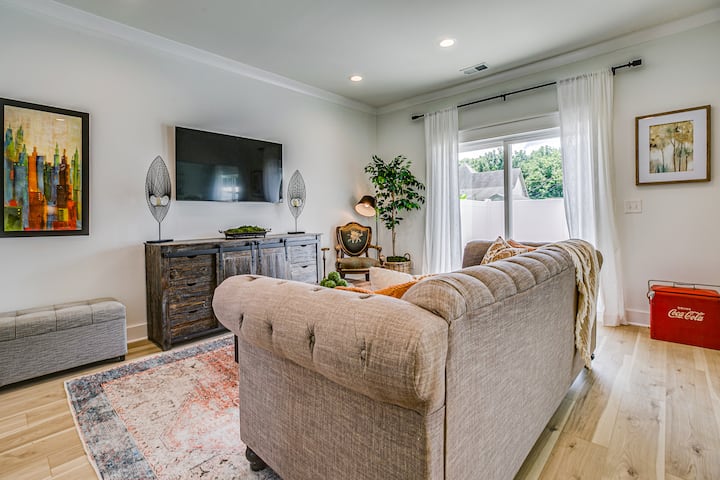 Villa On Vine - Murfreesboro, TN