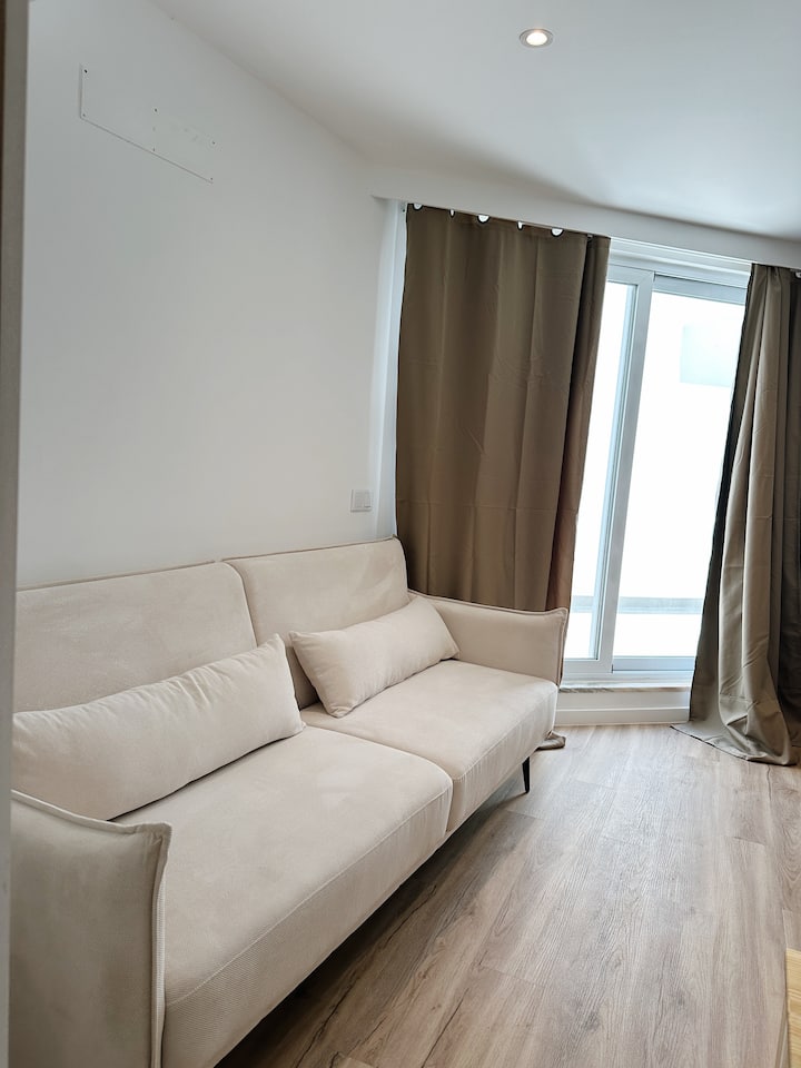 Casas Do Largo, Amor é Cego - Estremoz