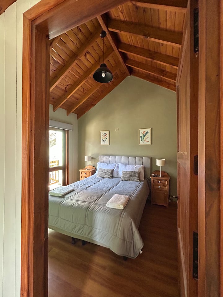 Casa "Amancay" | Amplia, Cómoda Y Céntrica - San Martin de los Andes