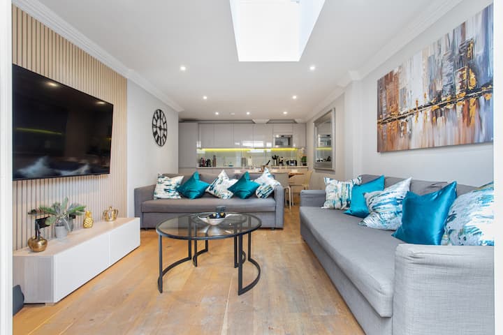 Luxury Split Level Apartment With Private Garden - Greenwich