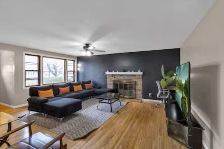 10 Min To Airport – Spacious Private Home - Buffalo, NY