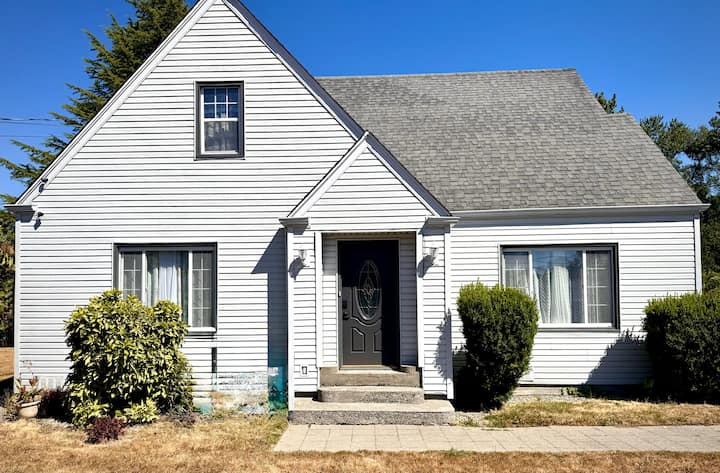 Home Away From Home - Fife, WA