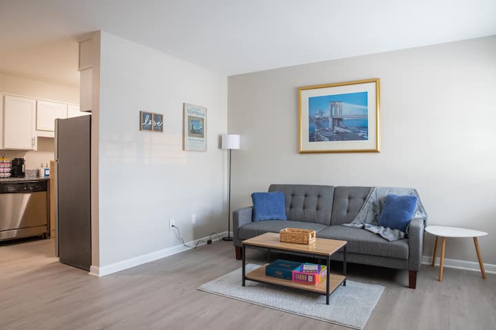 Modern 1br By Uab & St. Vincent’s – Prime Location - Homewood, AL