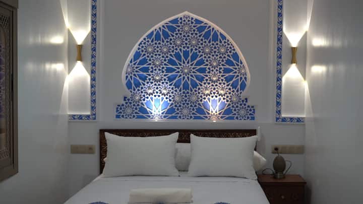 Dar Ouadie | Serene Blue Medina Home - Akchour