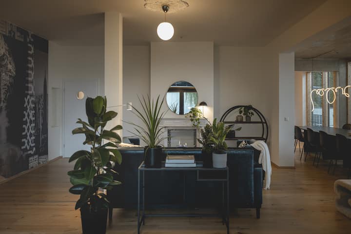 Nooqa: Signature Apartment Mit Rheinblick & Garten - Cologne