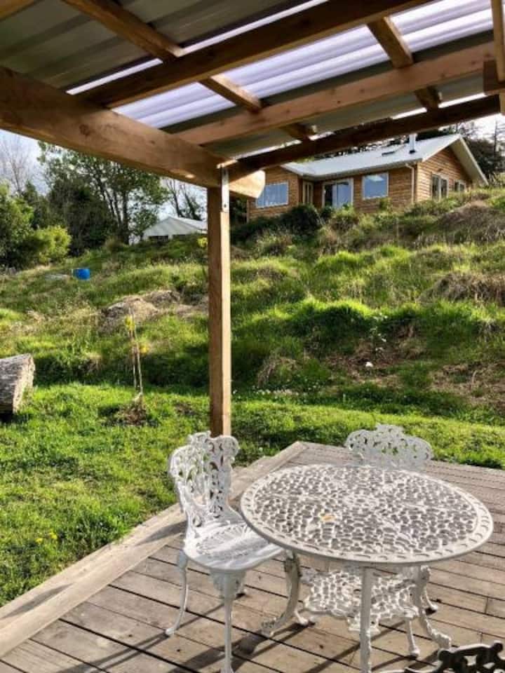 Riverside Road Cabin - Gisborne