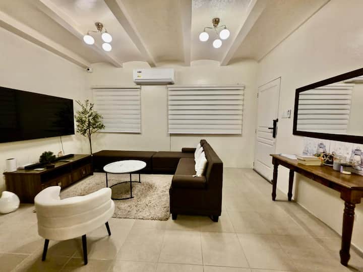 Entire Property- Near Tagaytay-the Osh House - Indang