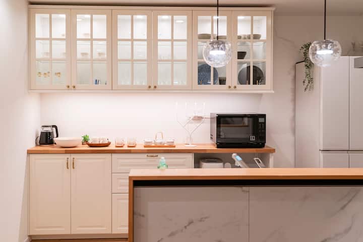 *B栋日比谷线三ノ輪站6分｜全新高端带厨房电器｜宽敞独居／家庭聚会空间｜交通便利，享受假期暖心住所 - Ueno