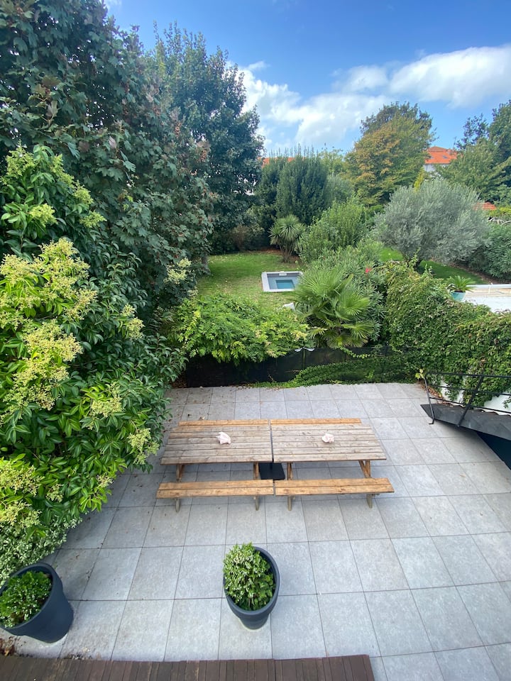 Appartement Proche Centre Avec Jardin - La Rochelle