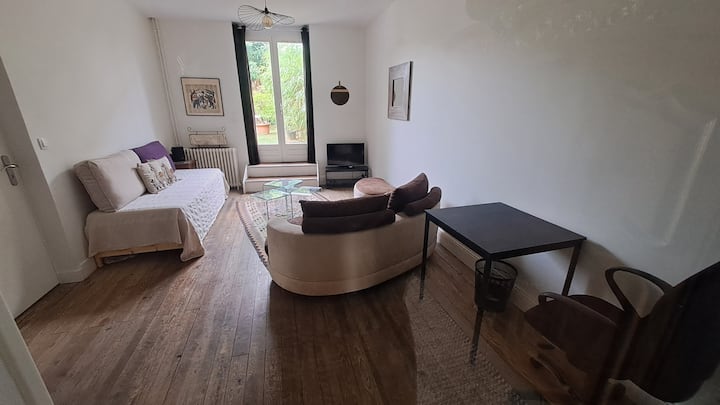 Rdc Cosy, Proche Lyon, 4 Couchages, 1 Chambre - Miribel