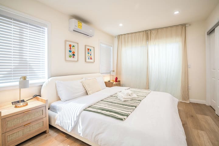 New！ Jie’s 3b3b Arcadia Spacious House Fence Yard - Arcadia