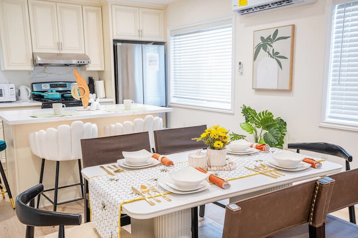 Jie’s 3b3b Arcadia Spacious House With Fence Yard - Monrovia, CA