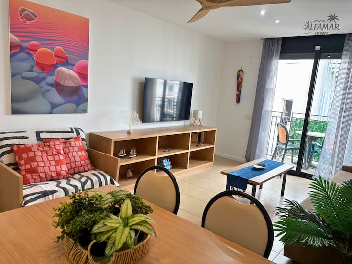 Bali Suite - Modern Apartment With Parking & Pool - Lloret de Mar
