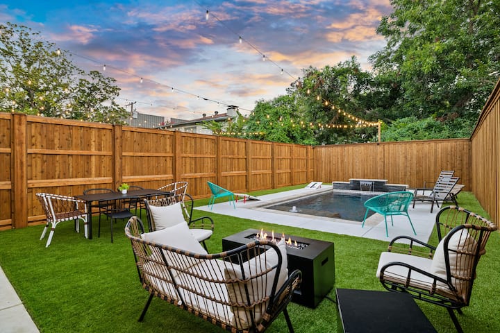Heated Pool + Massive Backyard + Downtown Dallas! - Dallas, TX