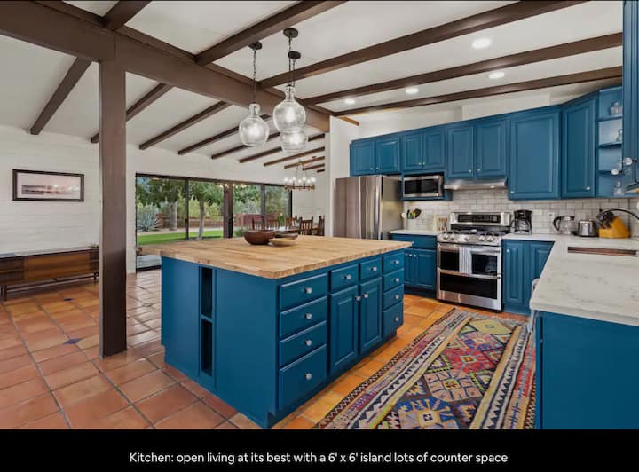 Hgtv Midcentury Oasis: Pool, Mtn Views, Private - Oro Valley, AZ