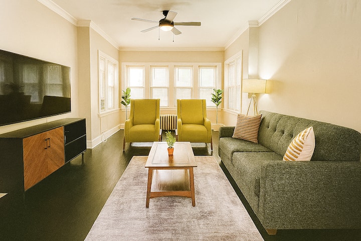 2br Unit | Spacious & Comfy - Evanston, IL