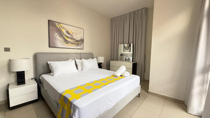 Spacious & Stylish 2 Br Apart. At Barsha Heights - Dubai