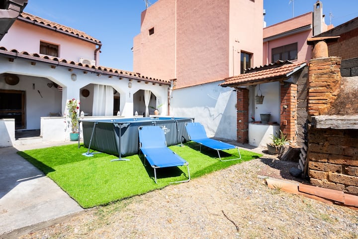 Guesthost - Sa Domo De Murera - Sardinian House - Muravera