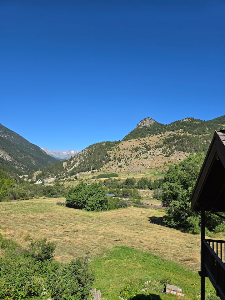 Bel Appartement à La Montagne - Claviere