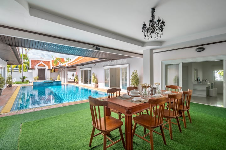 Toongklom-talman Party Pool Villa (4br) @Pattaya - Pattaya