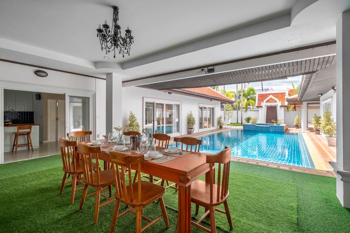 Toongklom-talman Private Pool Villa (4br) @Pattaya - Pattaya City