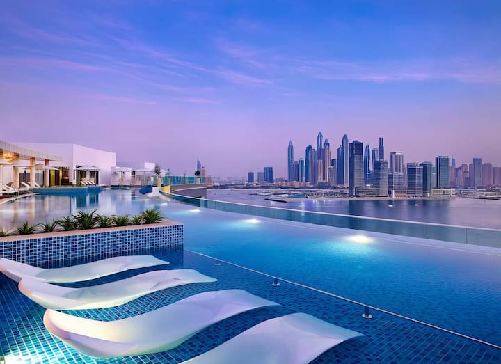 Infinity Pool | Private Beach | Stunning Views - Dubai