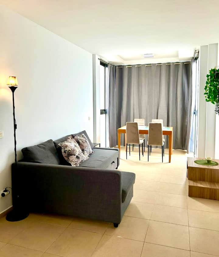 Apartment For 6 Guest, Near Metro "Can Vidalet" - L'Hospitalet de Llobregat