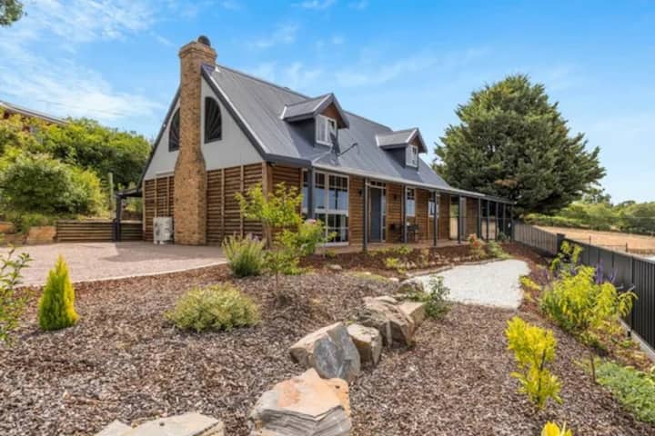 Hahndorf Log Cabin - Woodside