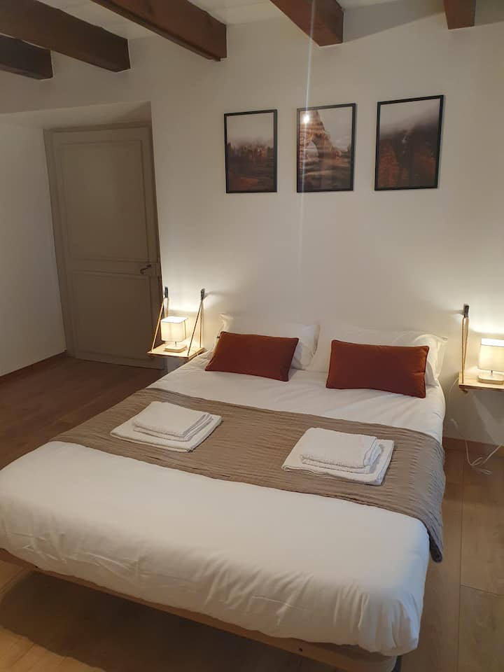 Clos Des Vieilles Pierres - Chambre Les Aravis - La Roche-sur-Foron