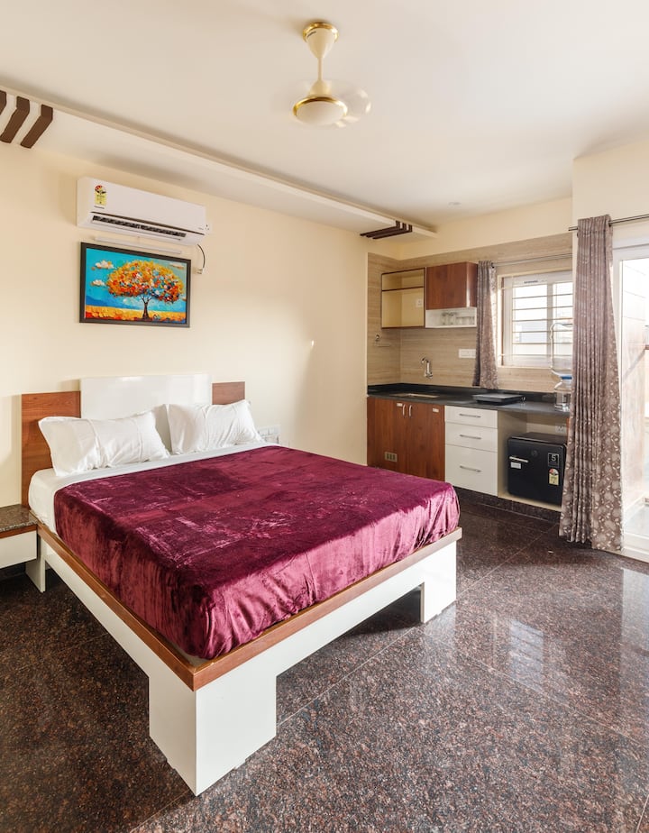 Road Facing Classy1rk+balcony Near Dmart - Bengaluru