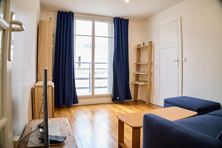 Paris|tour Eiffel|métro 2min |5p - Paris