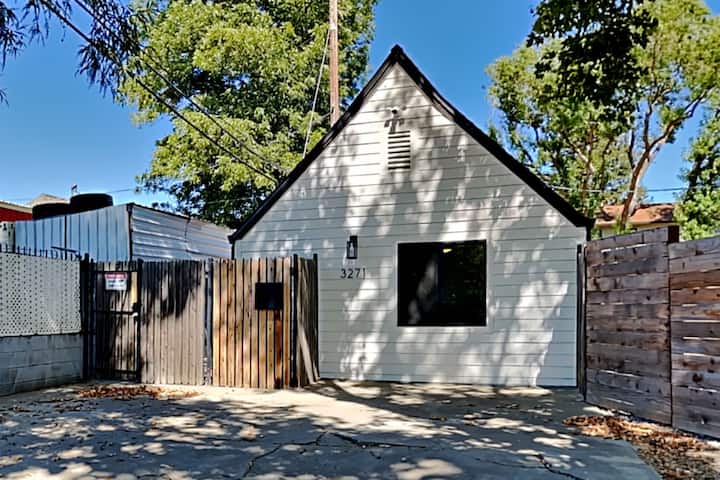 Modern Tiny Home In West Tahoe Park - Sacramento, CA