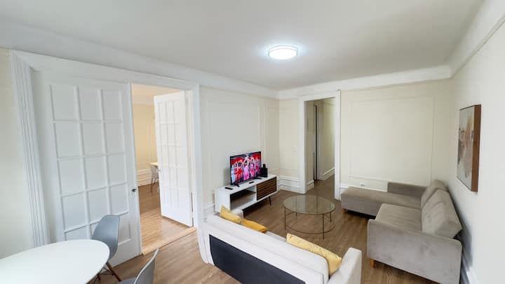 Super Spacious Two Bedroom Apt In Harlem - Englewood, NJ