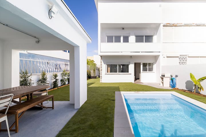 Caparica Villa - Lazy House - Costa da Caparica