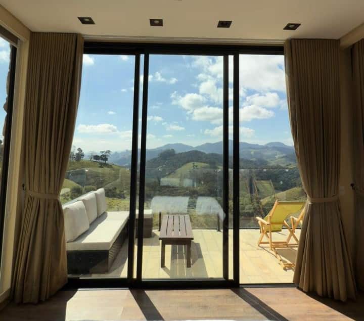 Conjunto De Duas Casas-refúgio Para Quatro Pessoas - Brazil