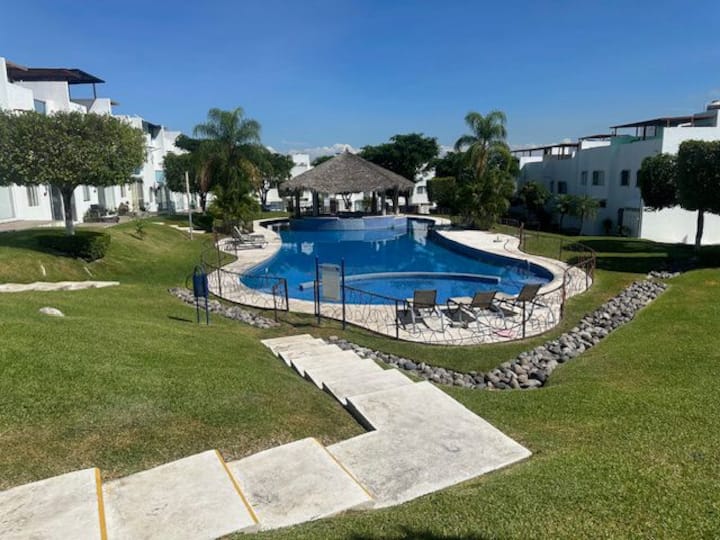 Casa London Teques - Tequesquitengo