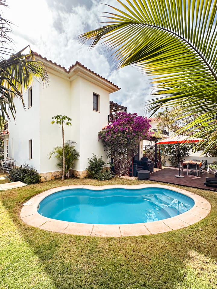 Villa Amalia: Private Oasis W/ Pool & Beach Access - Cape Verde
